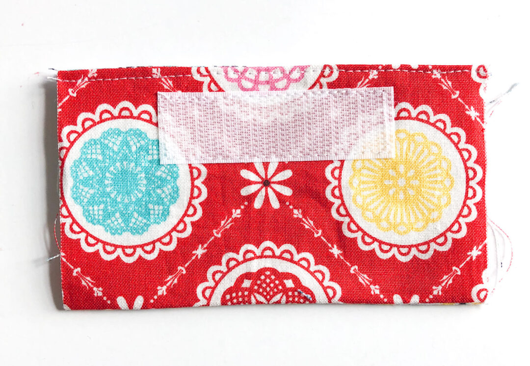 Mini Wallet Tutorial with three closure options - Ameroonie Designs