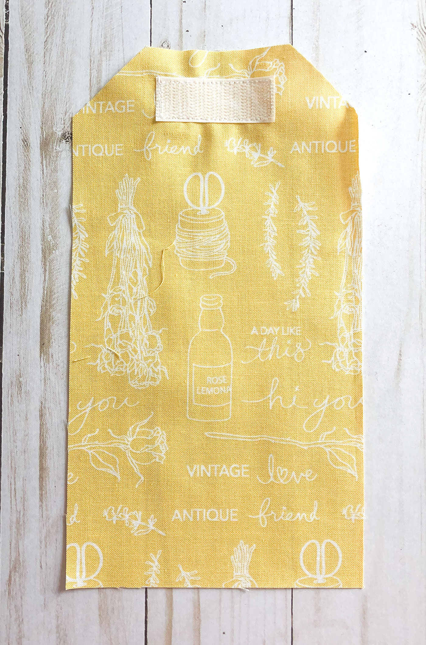 Accessorize your face mask with these quick projects - Ameroonie Designs