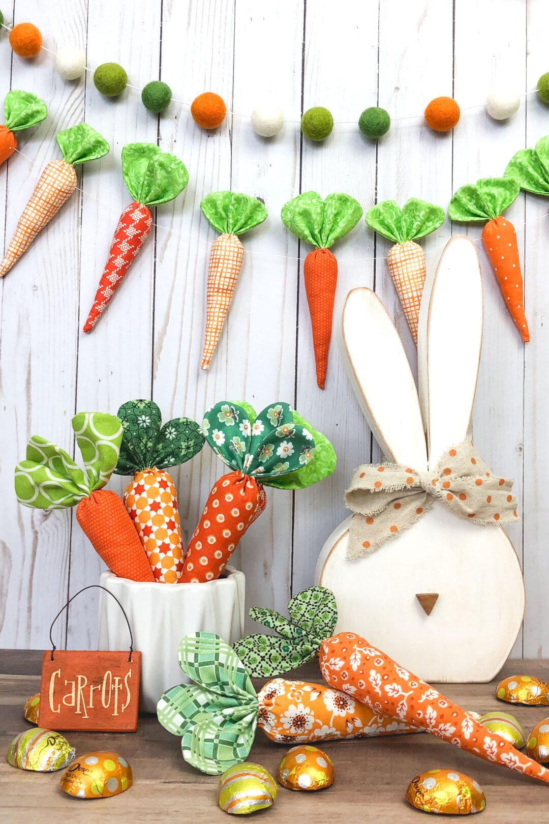Sewing Tutorials: How to Make Fabric Carrots - Ameroonie Designs