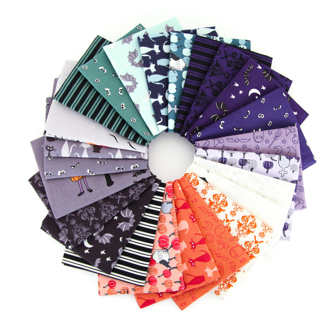 Free Sewing Pattern: How to turn a fabric panel into a stunning mini quilt