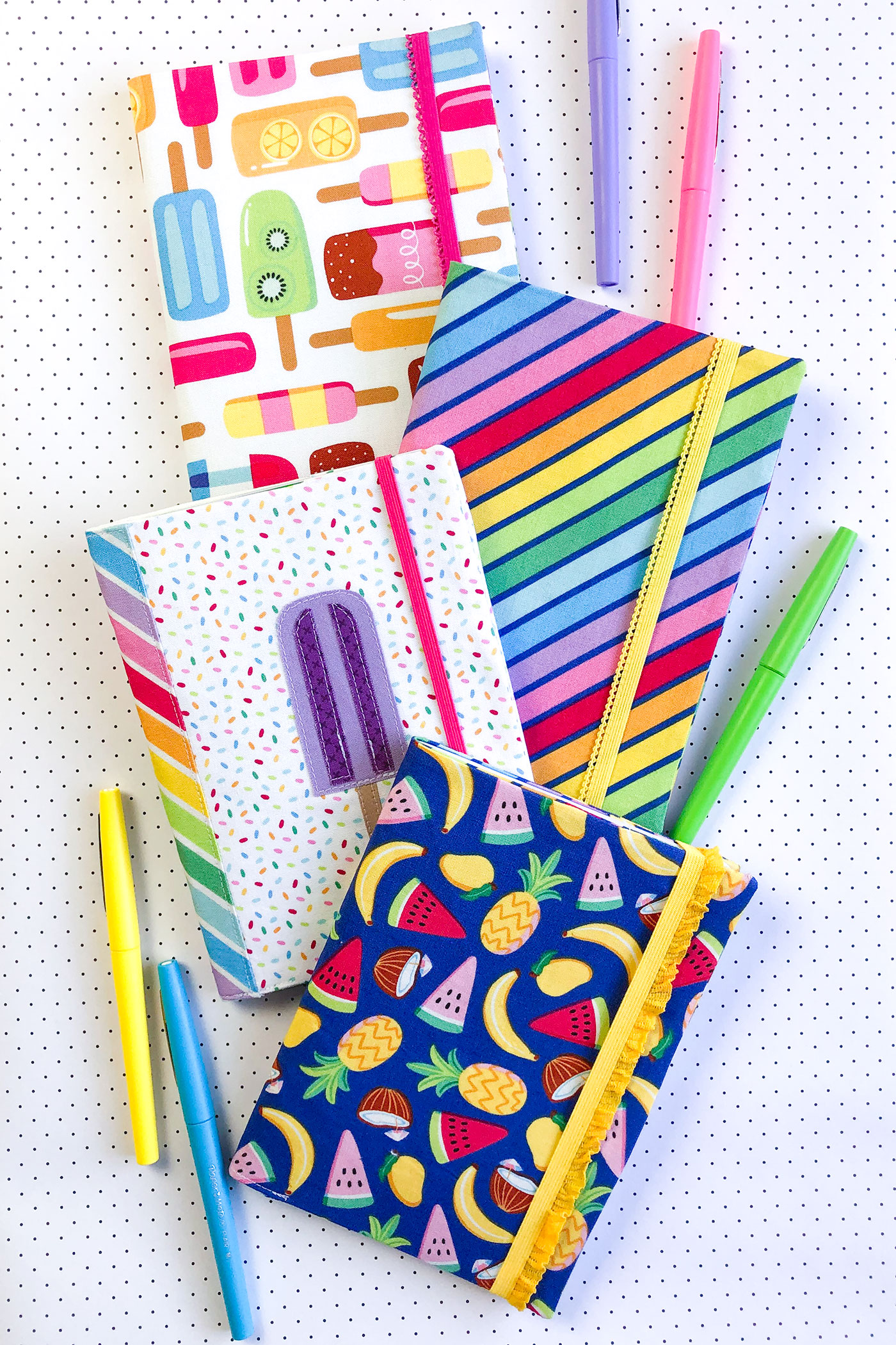 Sew a Fabric cover for a mini notebook | free tutorial | Ameroonie Designs