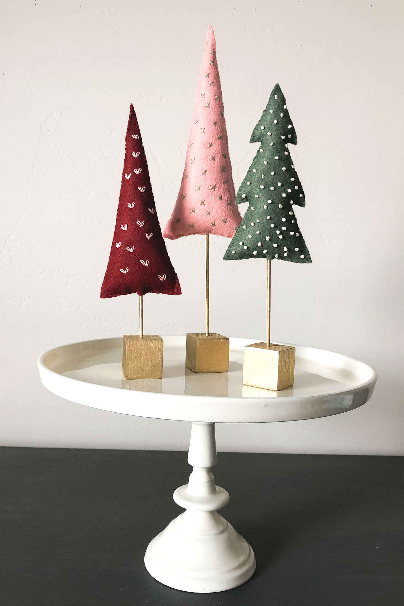 stitch a stunning forest with this simple and free felt tree pattern