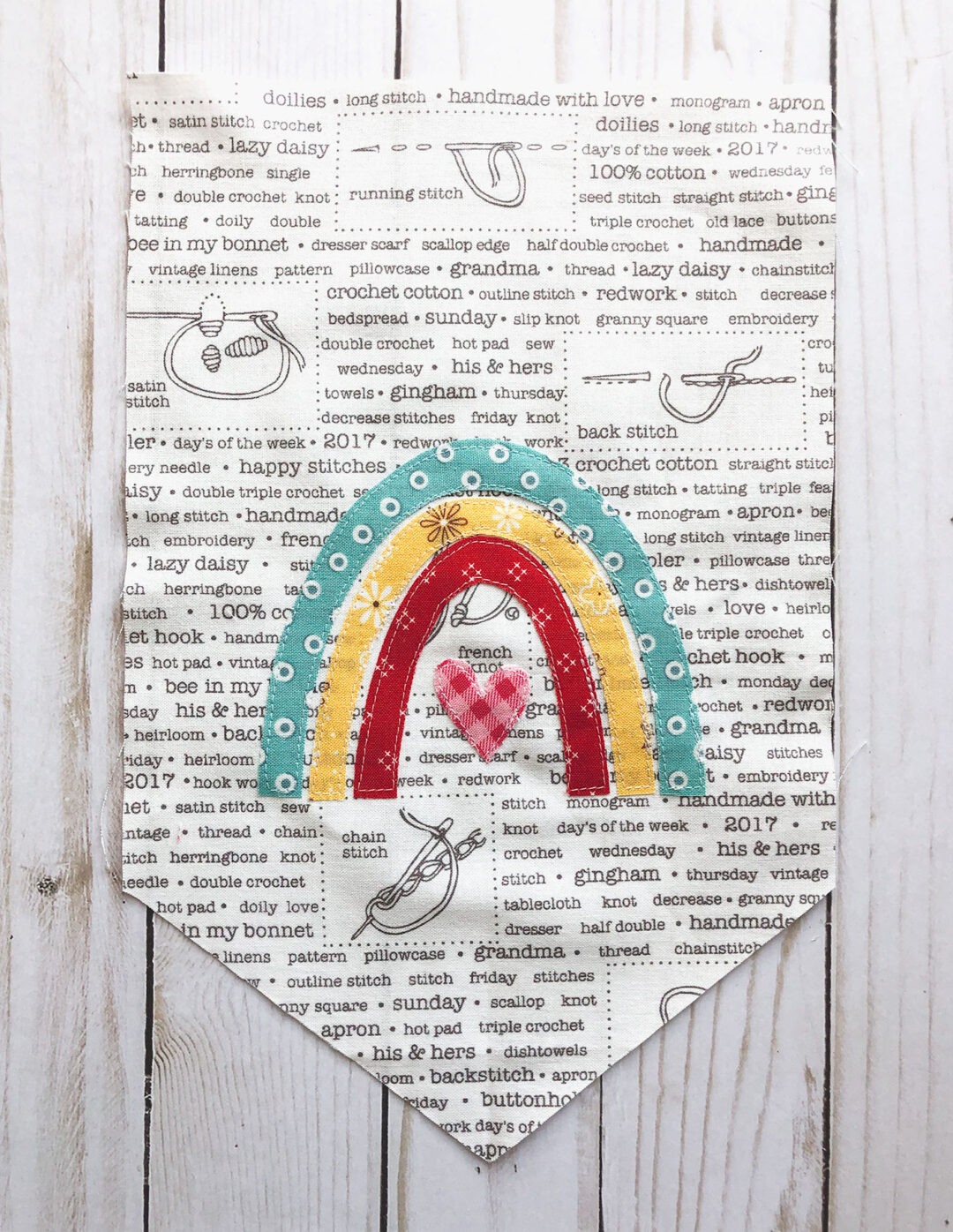 Use this free pattern to sew your own colorful Rainbow Banner