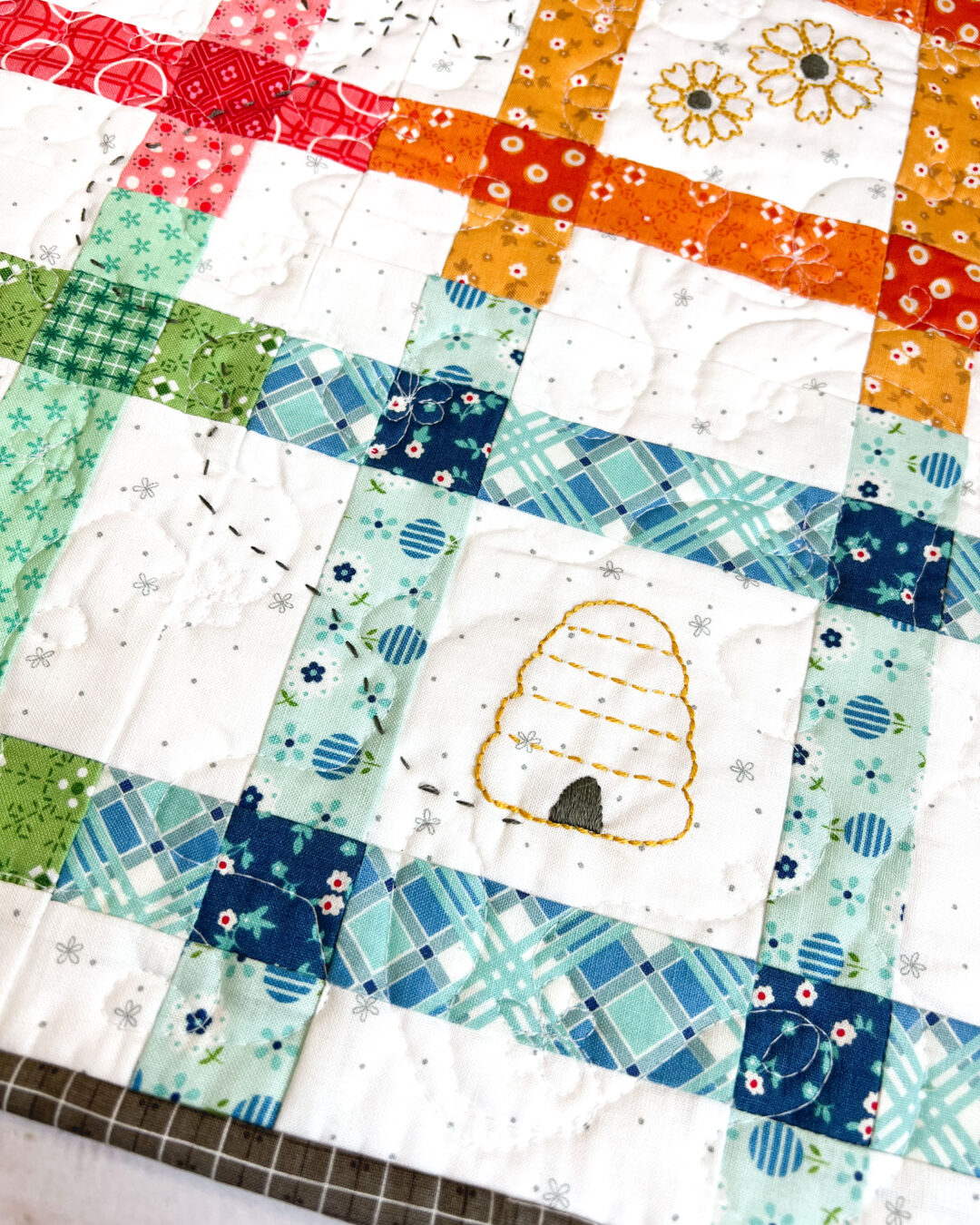 Merge Embroidery and Patchwork to make a stunning mini quilt