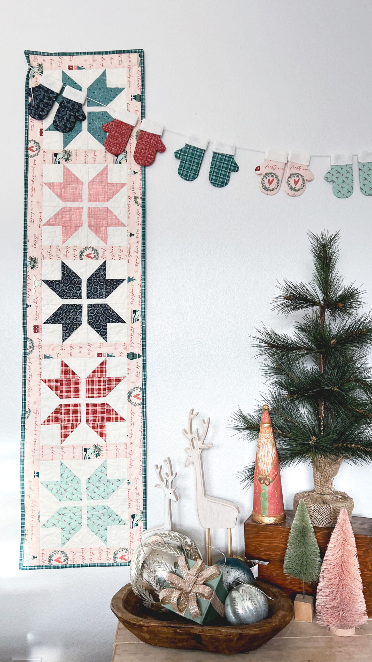 Free quilted table runner pattern - Ameroonie Designs